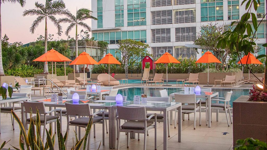 The 6th Manila - Novotel Manila Araneta City